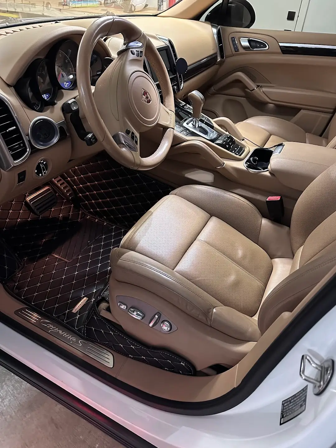Porsche Cayenne 2011-2018 Floor Mats - Witamats