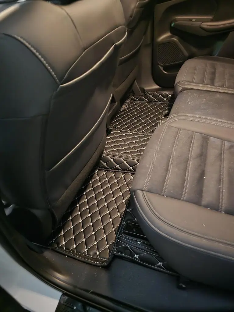 Mitsubishi Outlander 2022-2025 Floor Mats - Witamats